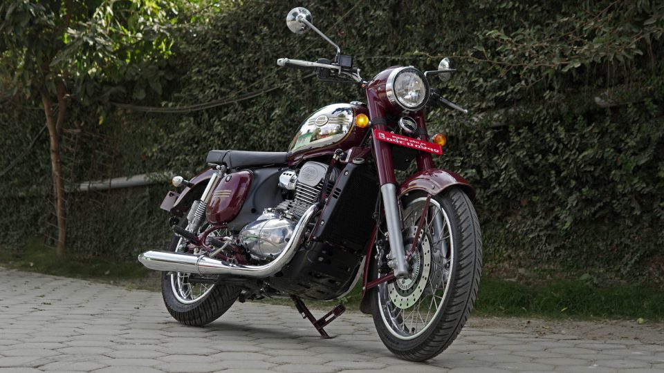 Jawa Classic First Ride: Price in Nepal, Test Experience, Specs