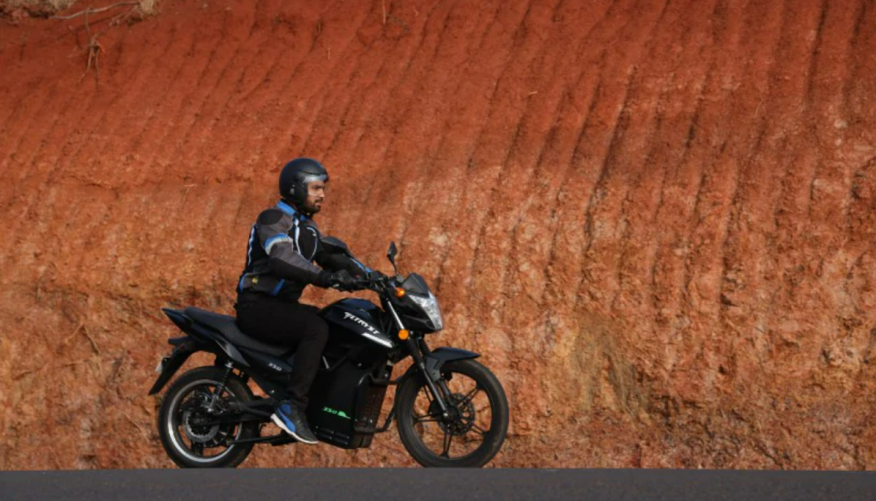 Pure EV Etryst 350 Price in Nepa, Electric Bike, Charge Time