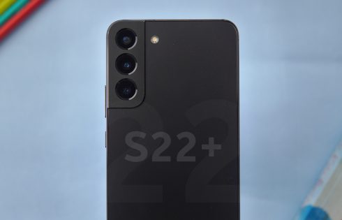 Samsung Galaxy S22 Plus Review: No Complaints!