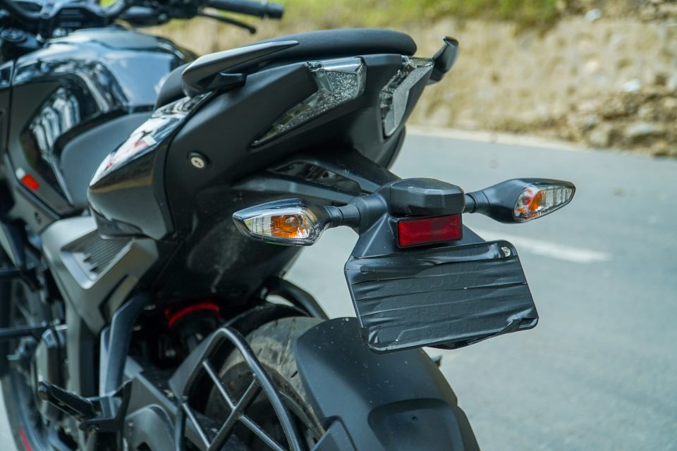 Bajaj Pulsar N160 First Ride: Brand New Pulsar DNA!