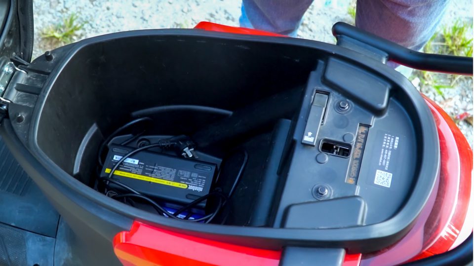 Segway Ninebot E100 Review: Is It Time to Go Electric?