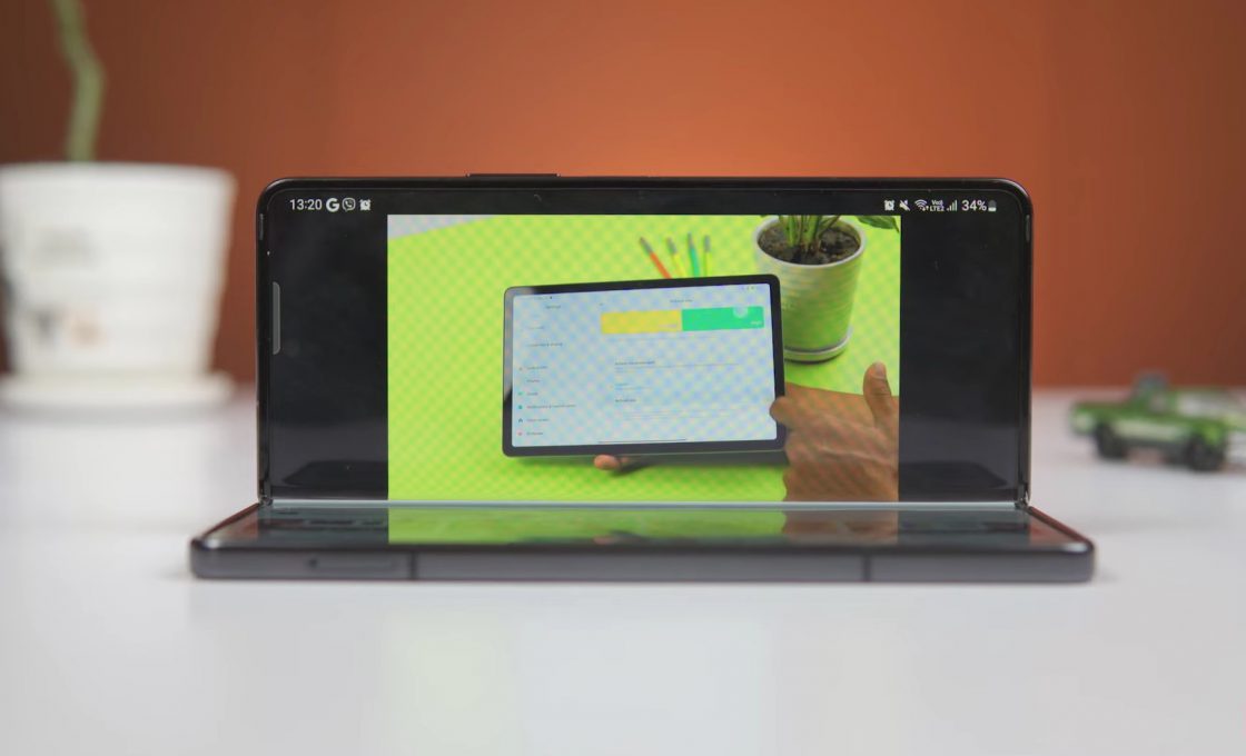 Samsung Galaxy Z Fold 4 Review: Powerful Multitasking Machine