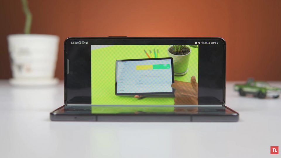 Samsung Galaxy Z Fold 4 Review: Powerful Multitasking Machine