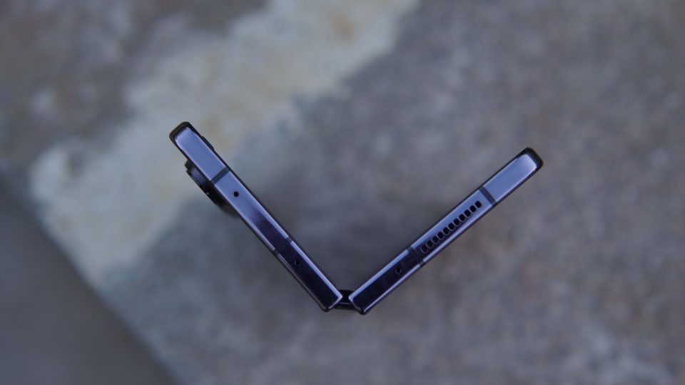 Samsung Galaxy Z Fold 4 Review: Powerful Multitasking Machine